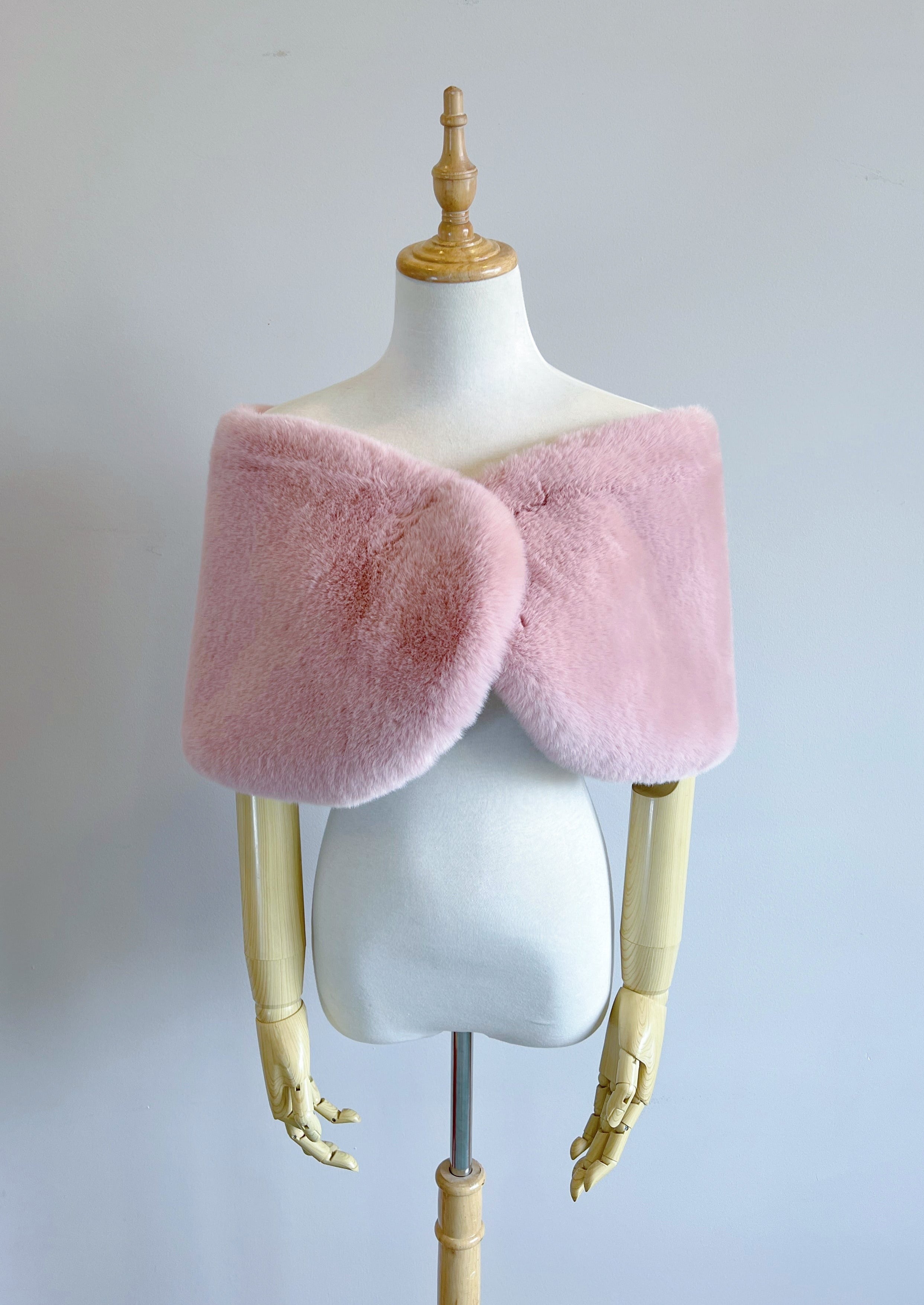 Pink Fur Wrap (Serena Pin05) – Sissily Designs