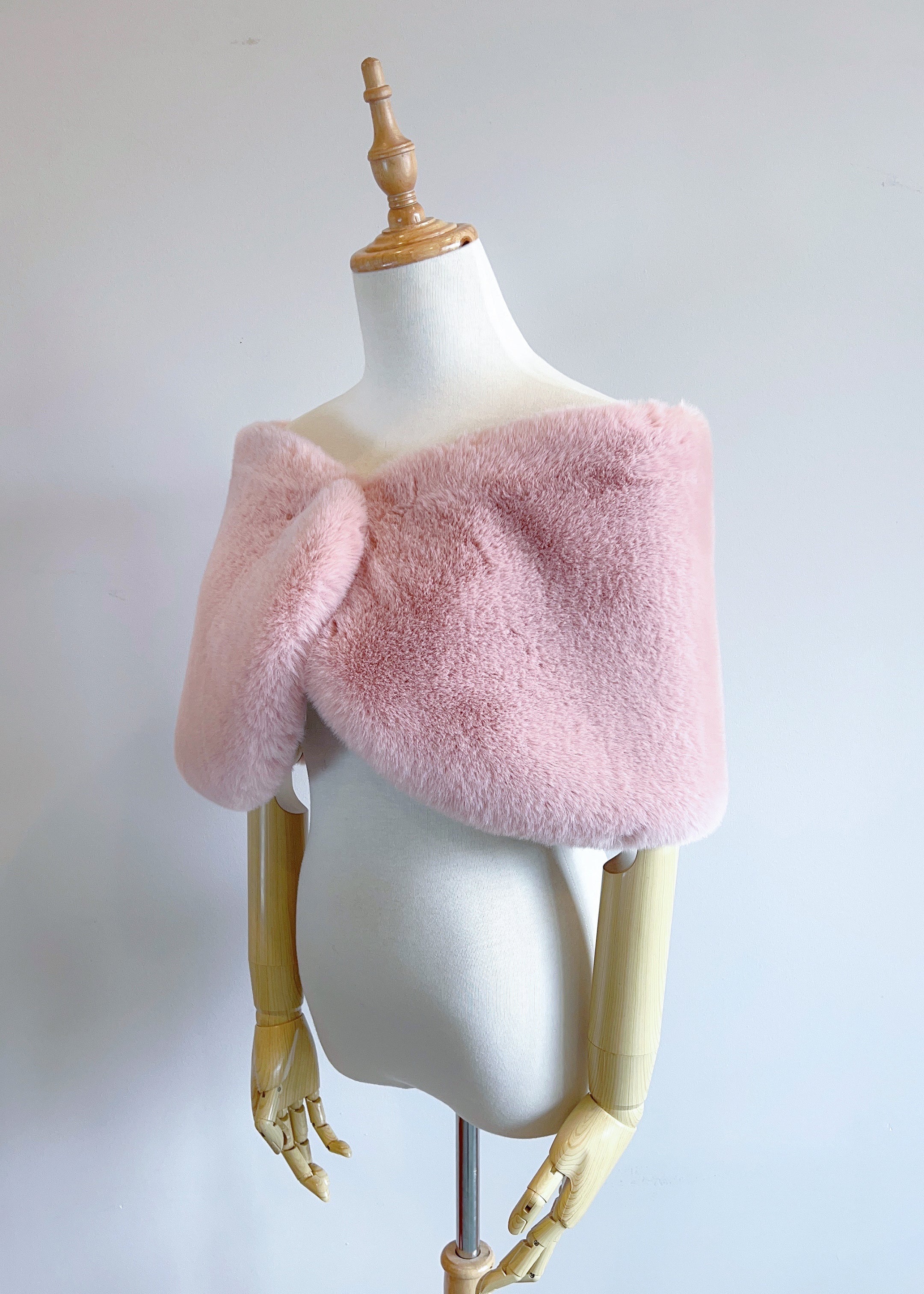 Pink Fur Wrap (Serena Pin05) – Sissily Designs