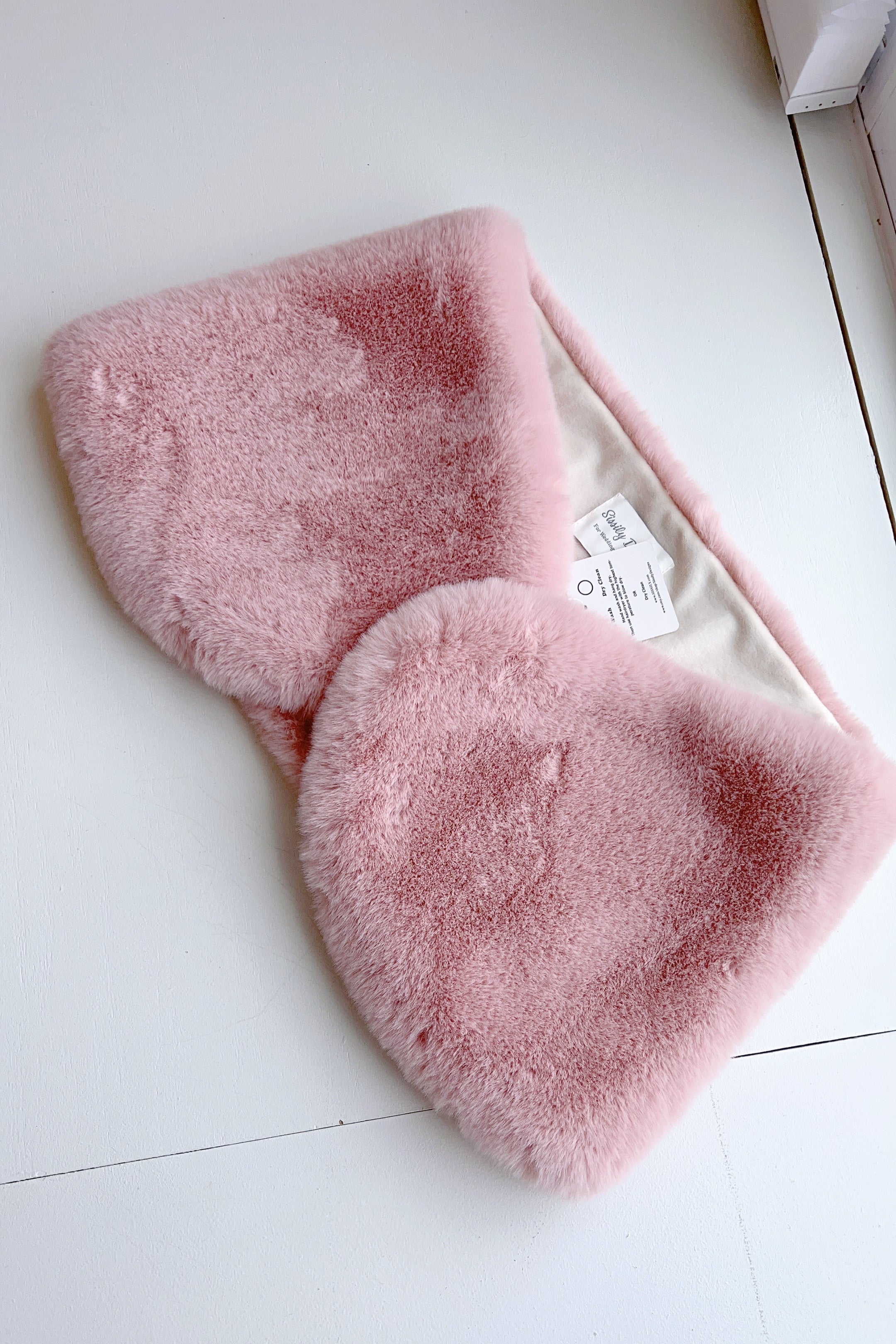 Pink Fur Wrap (Serena Pin05) – Sissily Designs