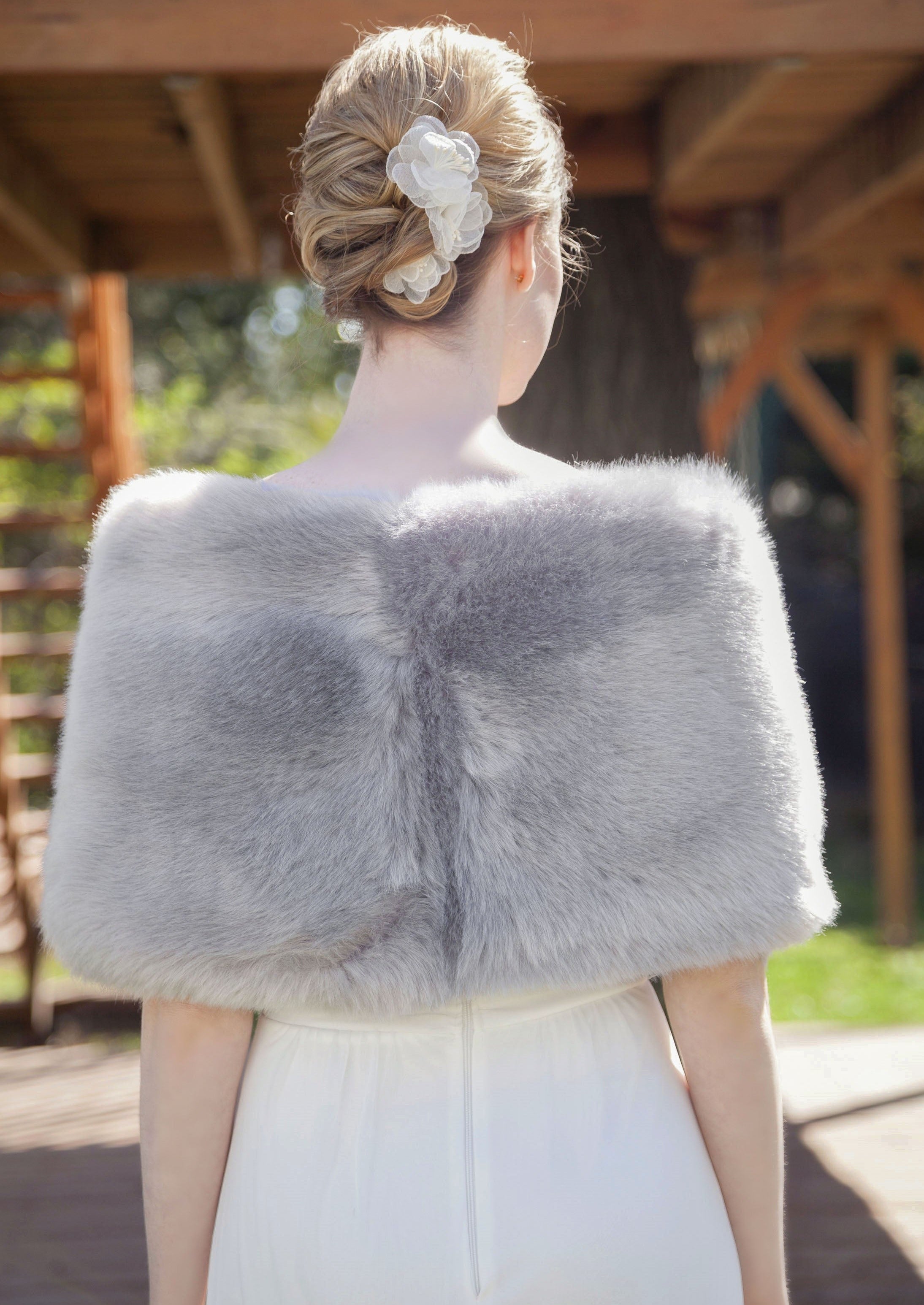 Gray Fur Wrap (Serena Gry01) – Sissily Designs