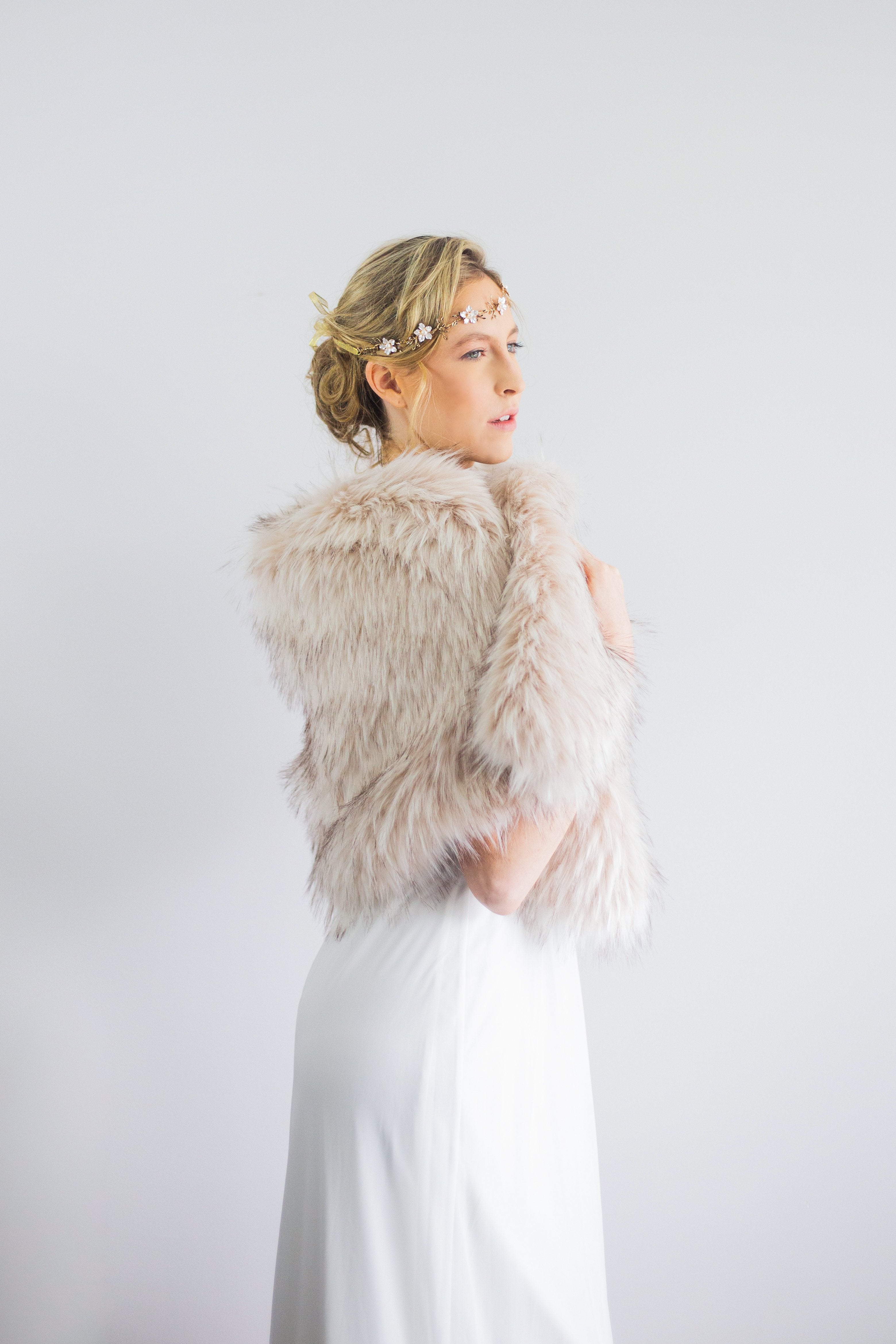 Blush with Black Tips Faux Fur Shawl (Butterfly Blu02) – Sissily Designs