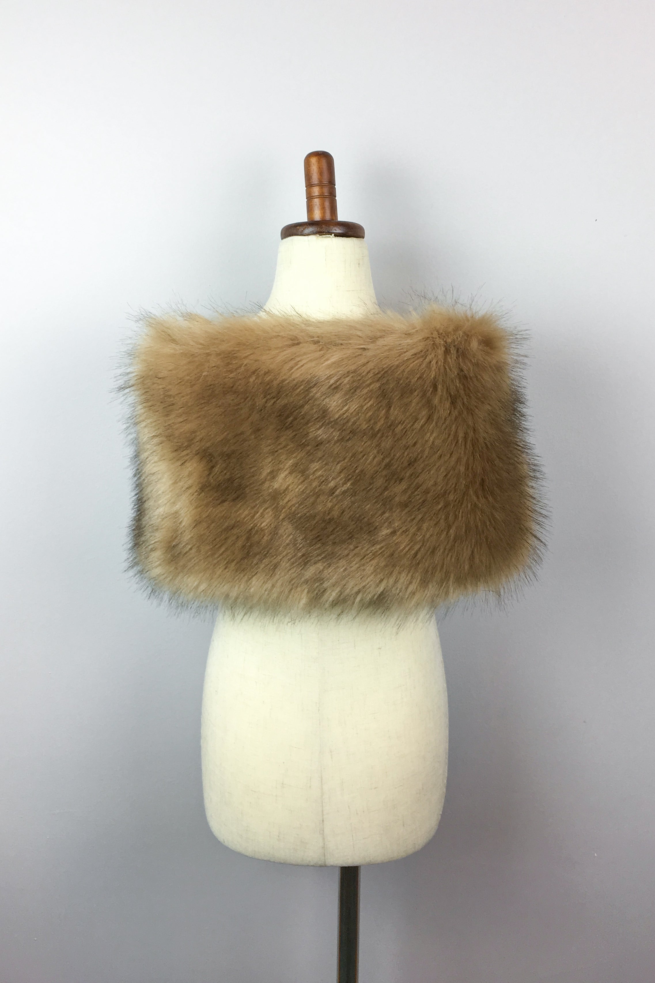 Brown Flower Girl / Junior Bridesmaid Fur Shawl (Kid LBrw03) – Sissily ...