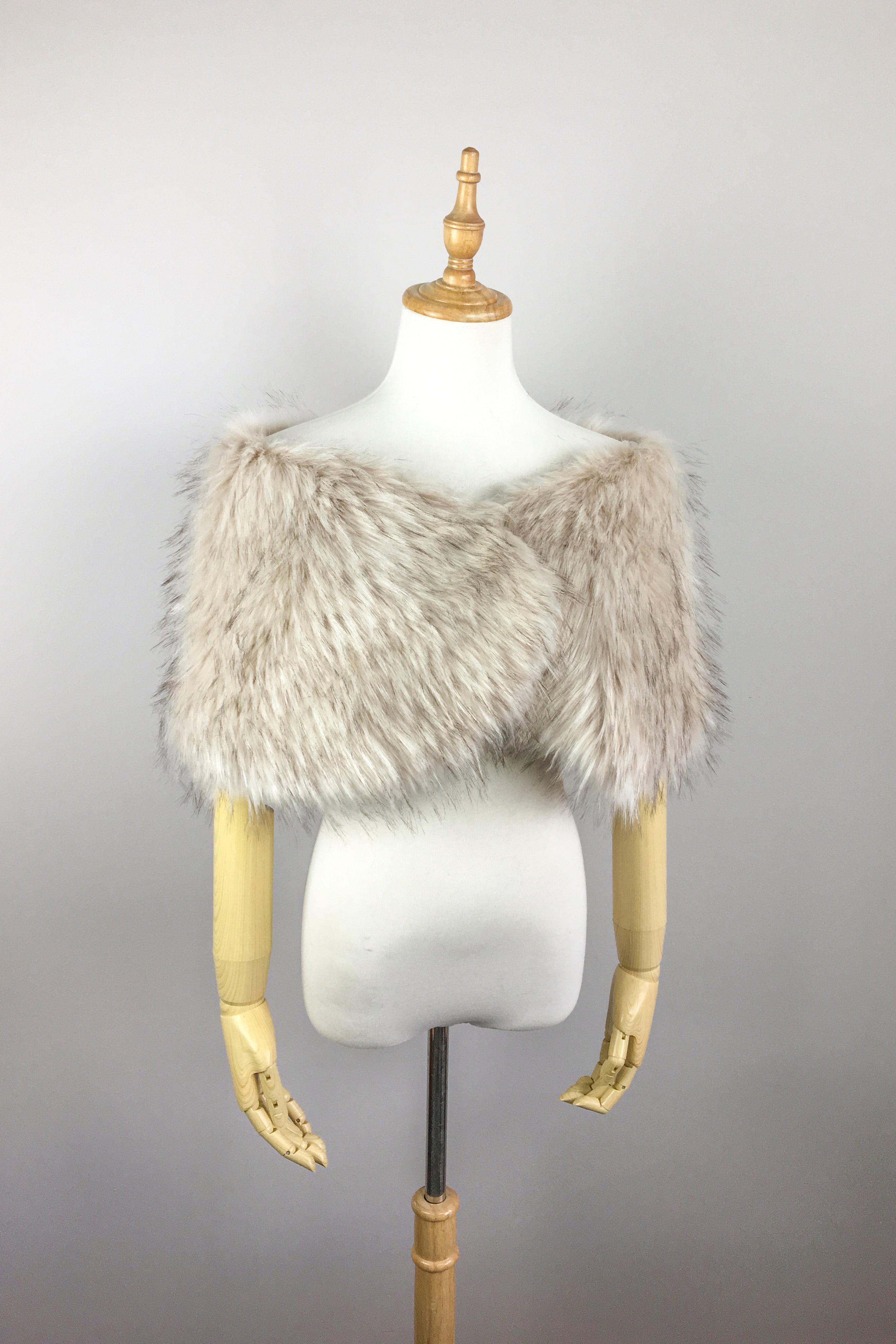 Blush with Black Tips Faux Fur Wrap (Serena Blu02) – Sissily Designs