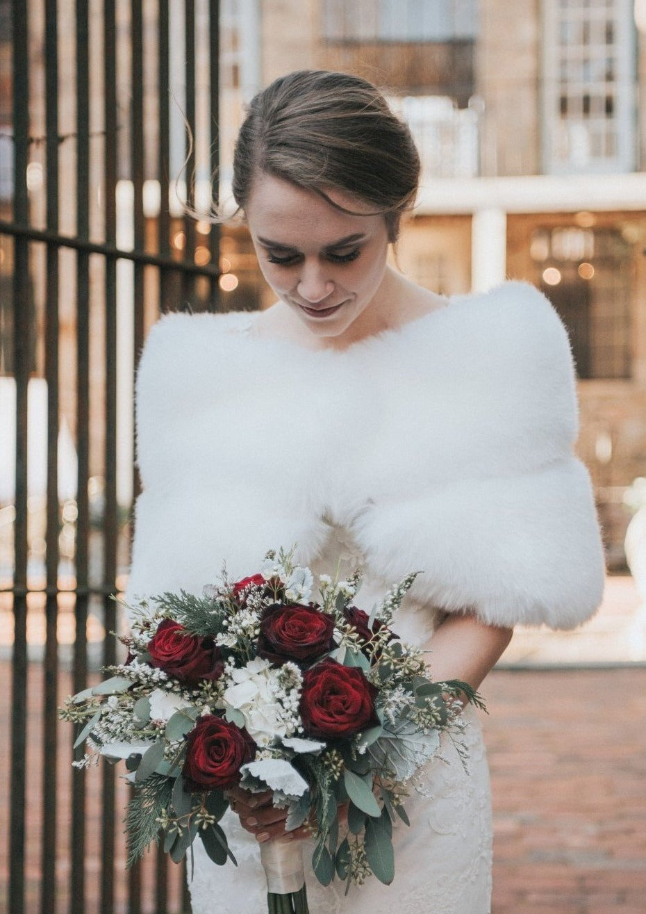 Ivory White Fur Wrap (Penelope Wht01) – Sissily Designs