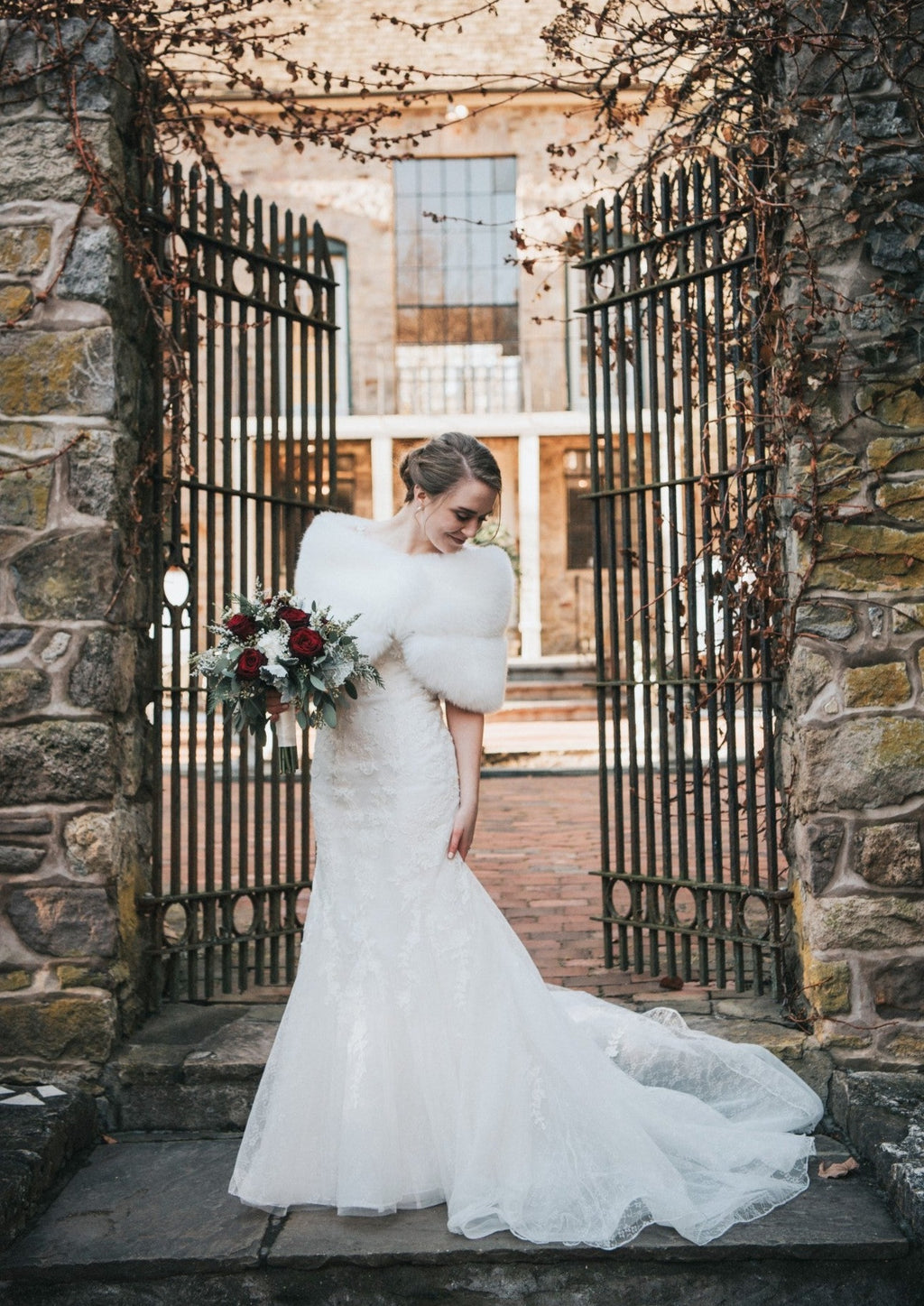 Ivory White Fur Wrap (Penelope Wht01) – Sissily Designs